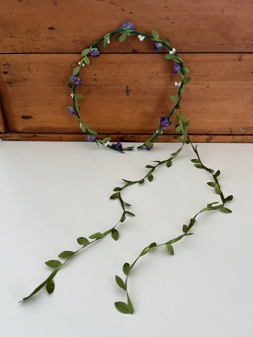 Royal FLOWER and LEAF CROWN, in 3 Flower colour choices! – Gnomes & Acorns